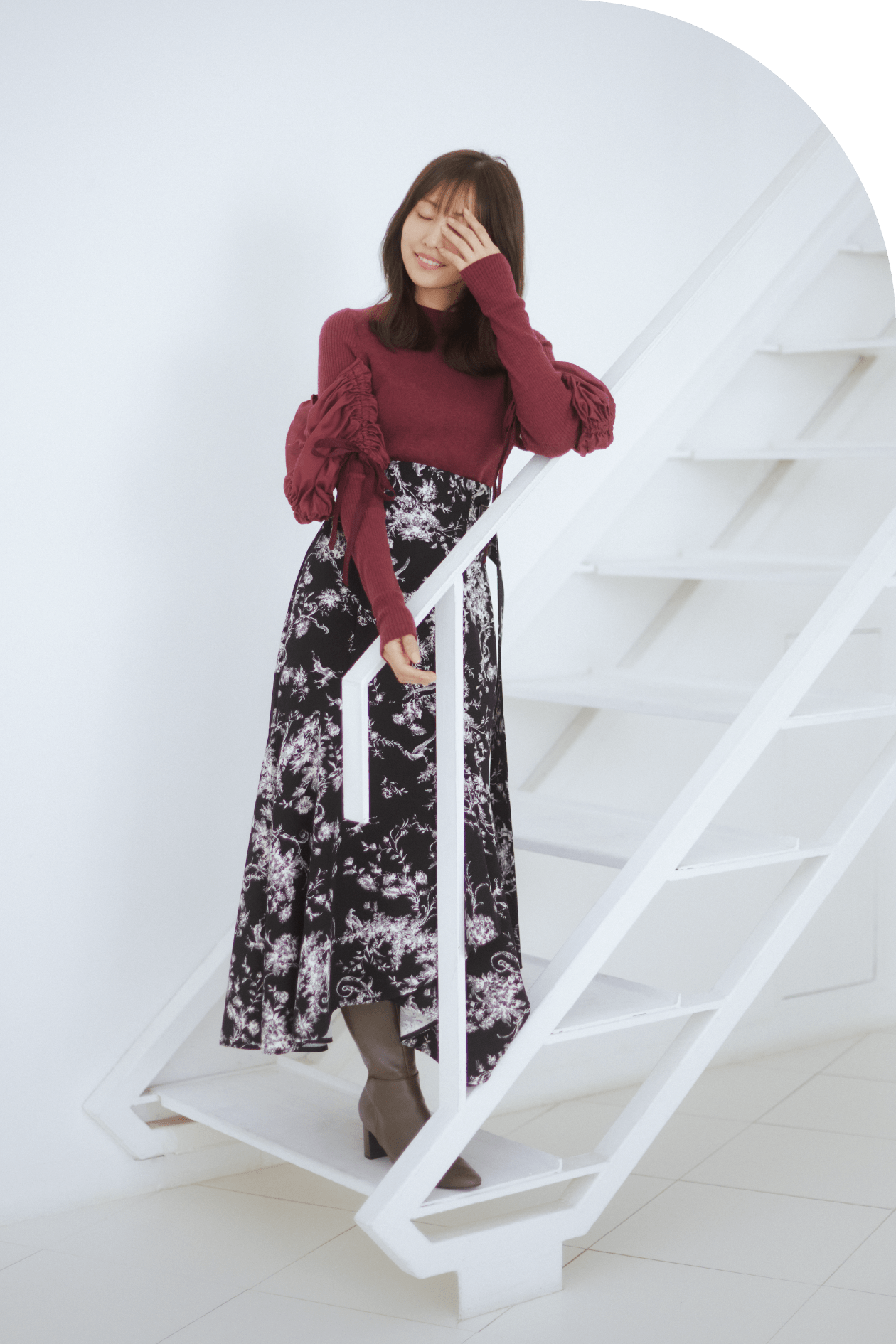 SENSUAL KNIT 佐野ひなこが魅せる冬の愛されニット | SNIDEL（スナイデル）公式サイト